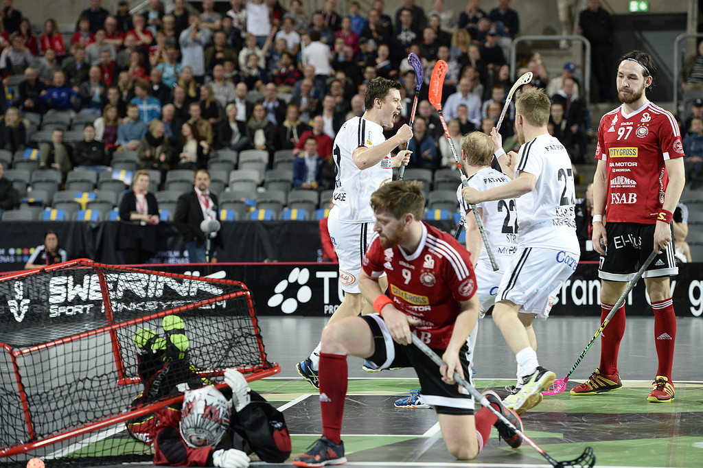Mycket innebandy i Discovery | Idrottens Affärer