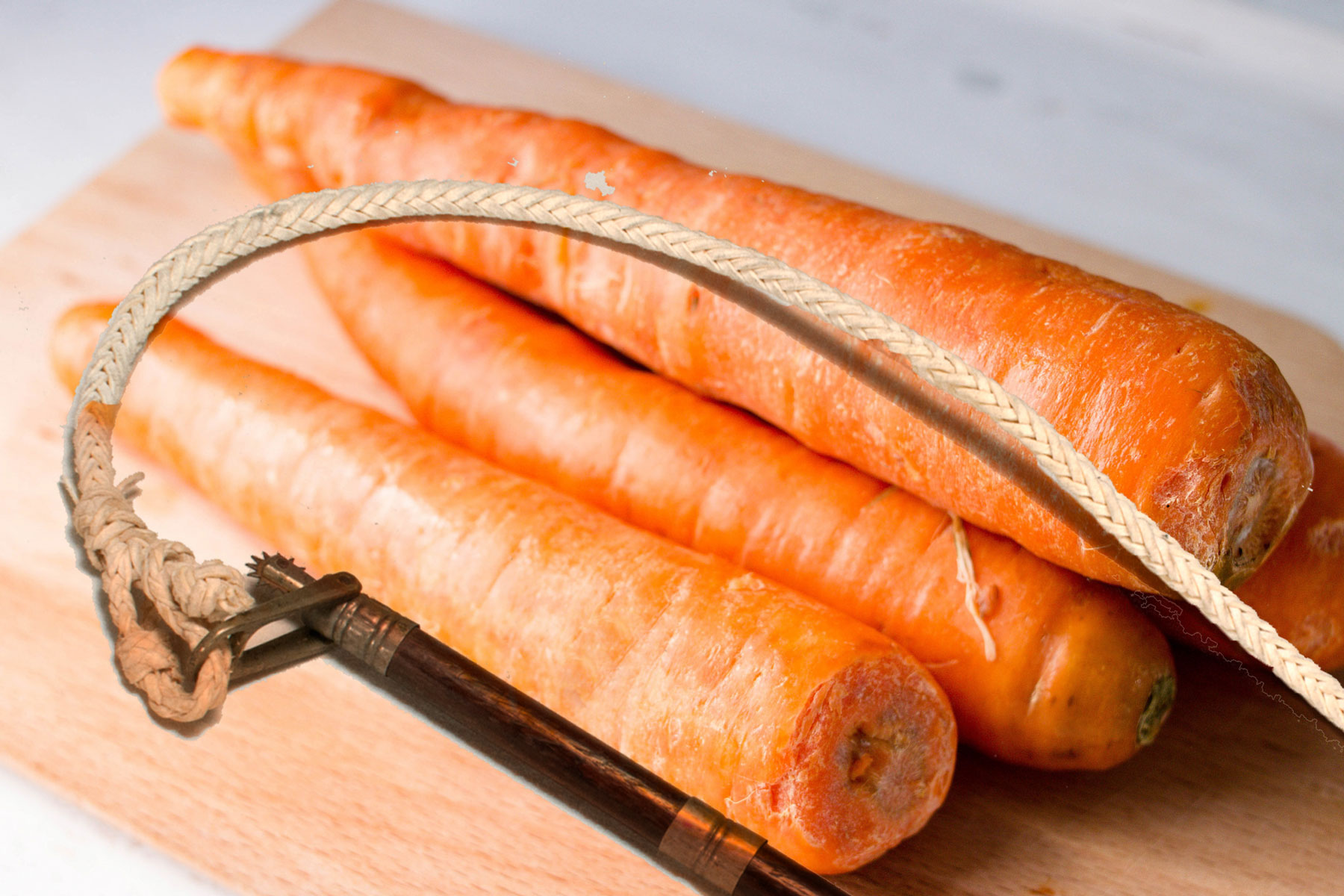 Regeringen använder både morot och piska | Idrottens Affärer